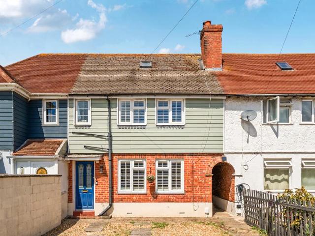 2 bedroom terraced house for sale