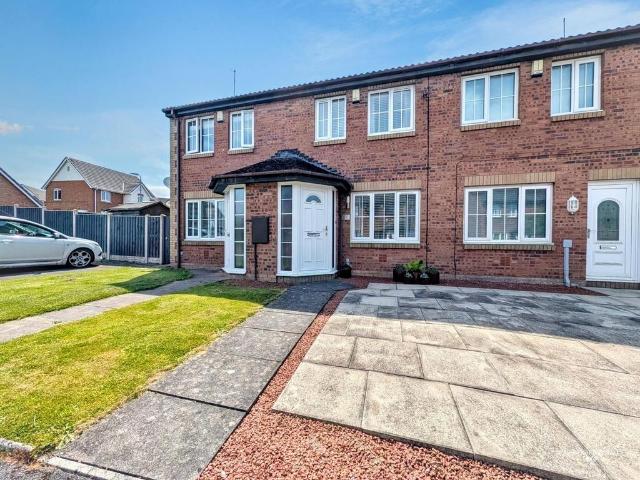 2 bedroom terraced house for sale