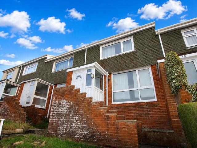 2 bedroom terraced house for sale