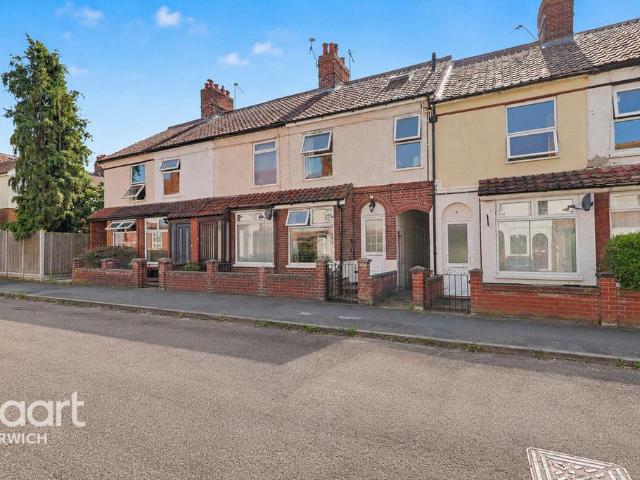 2 bedroom terraced house for sale