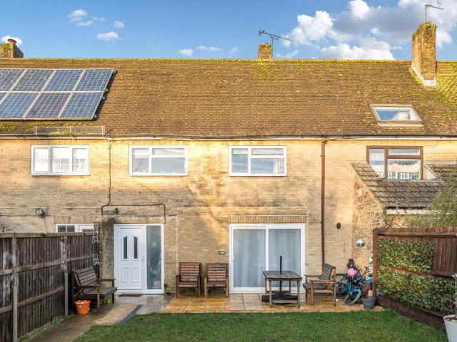 2 bedroom terraced house for sale