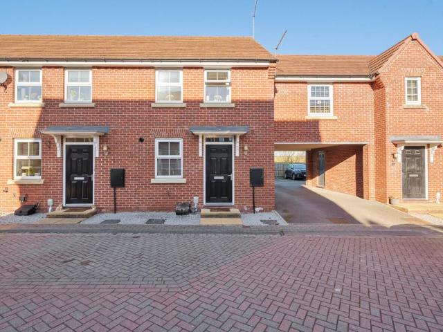 2 bedroom terraced house for sale