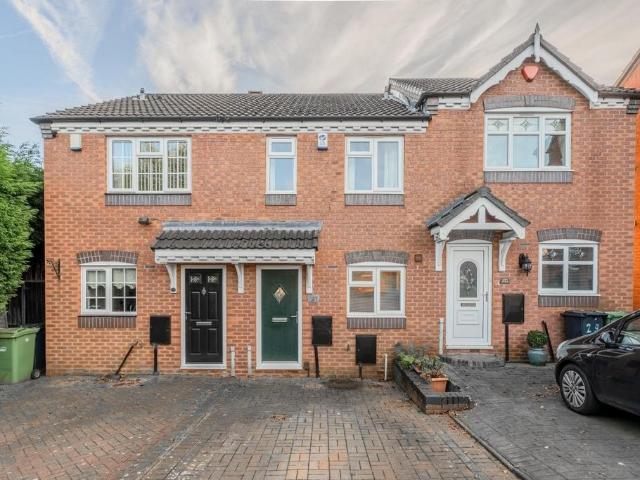 2 bedroom terraced house for sale