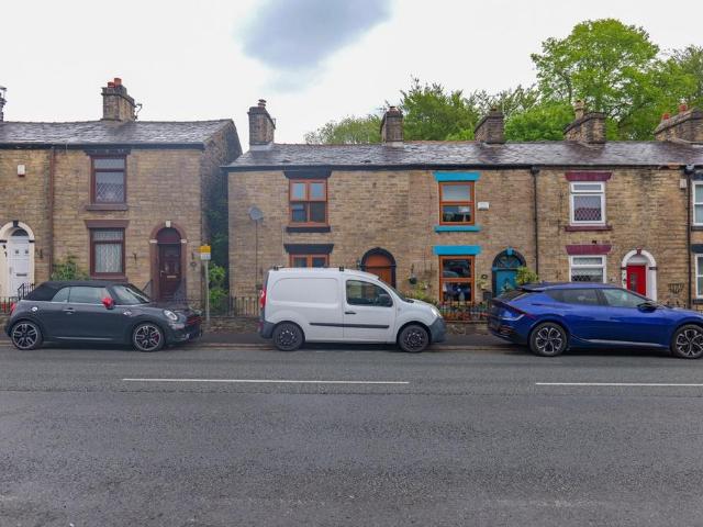 2 bedroom terraced house for sale
