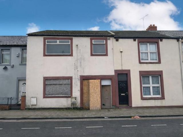 2 bedroom terraced house for sale