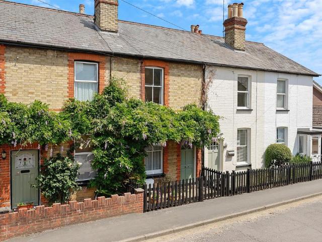 2 bedroom terraced house for sale
