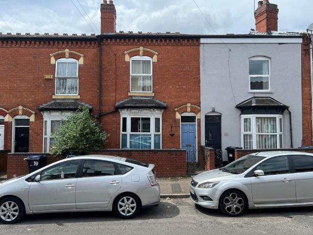 2 bedroom terraced house for sale