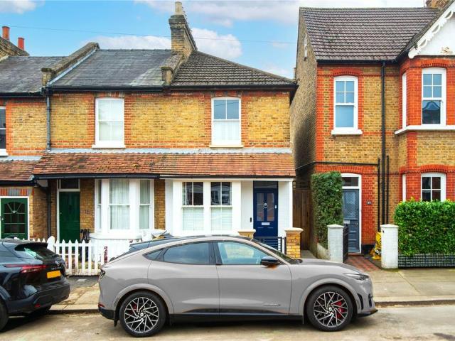 2 bedroom terraced house for sale