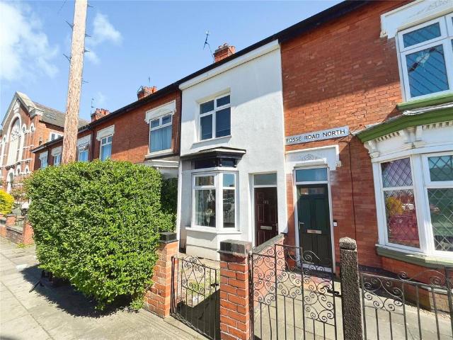 2 bedroom terraced house for sale