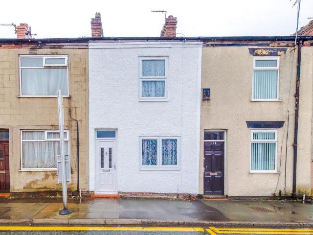 2 bedroom terraced house for sale