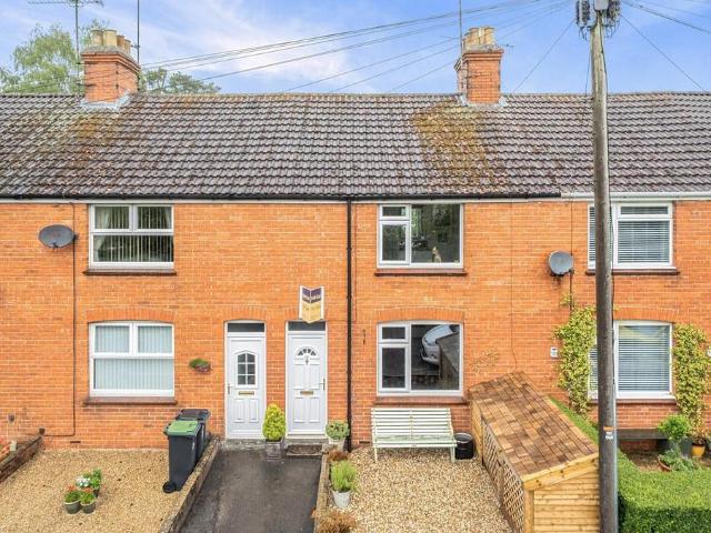 2 bedroom terraced house for sale
