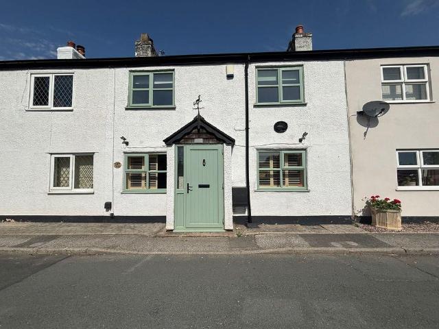 2 bedroom terraced house for sale