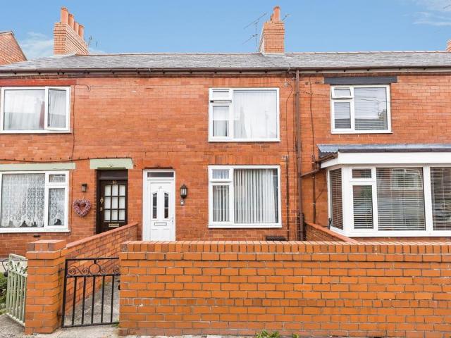 2 bedroom terraced house for sale