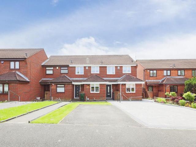 2 bedroom terraced house for sale
