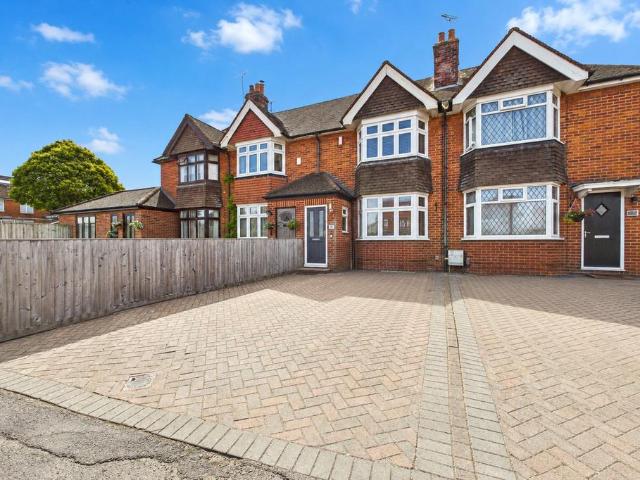 2 bedroom terraced house for sale