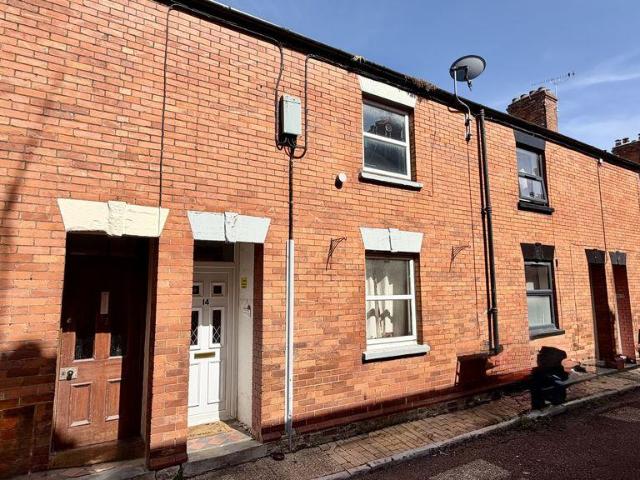 2 bedroom terraced house for sale