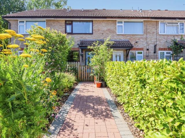 2 bedroom terraced house for sale