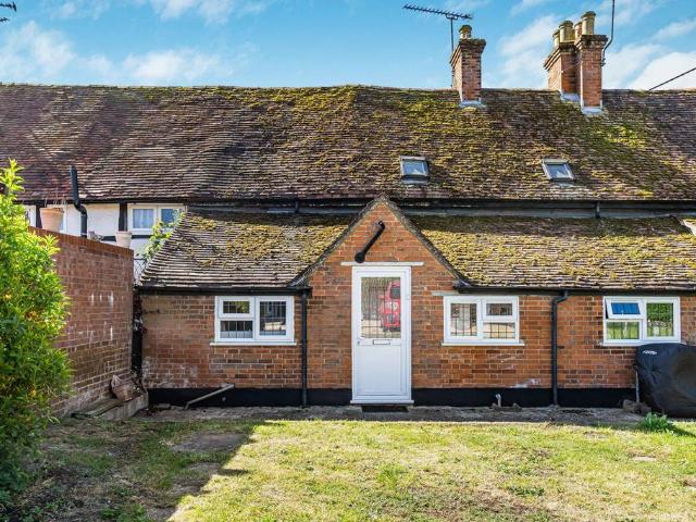 2 bedroom terraced house for sale