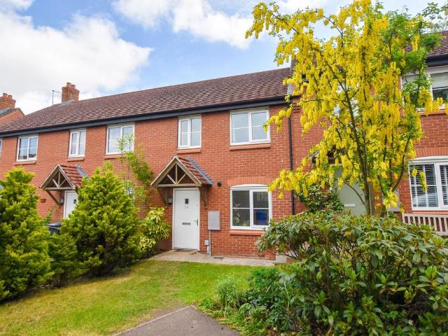 2 bedroom terraced house for sale