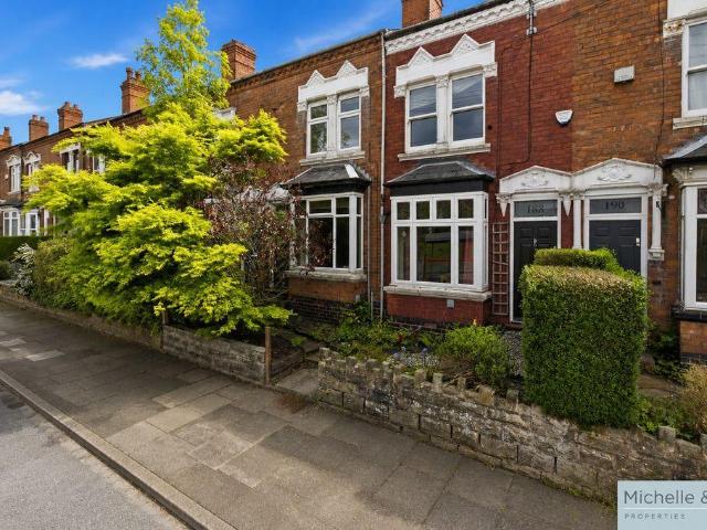 2 bedroom terraced house for sale
