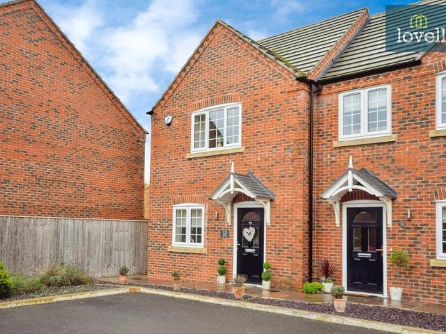 2 bedroom terraced house for sale