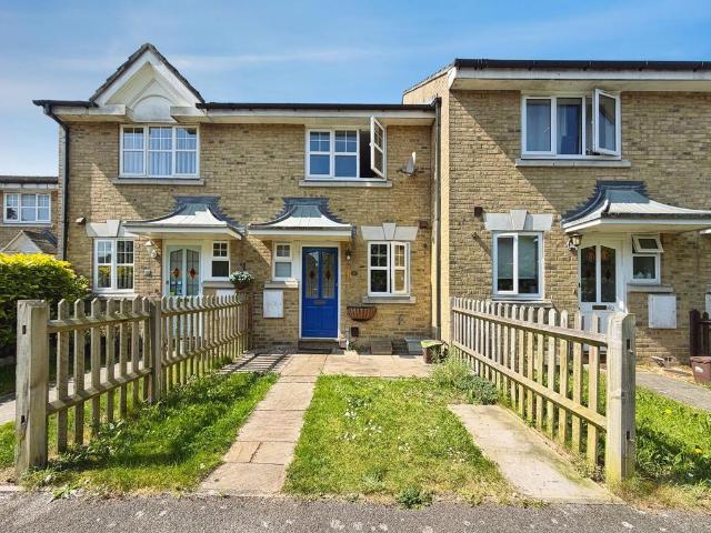 2 bedroom terraced house for sale