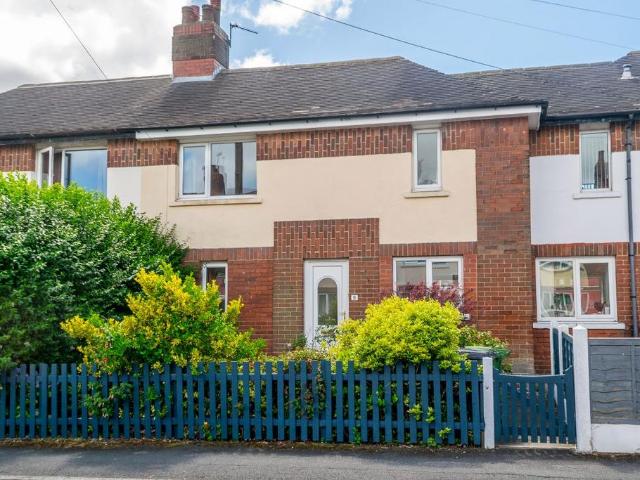 2 bedroom terraced house for sale