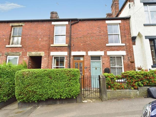 2 bedroom terraced house for sale