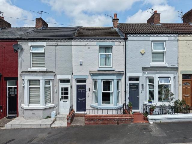 2 bedroom terraced house for sale
