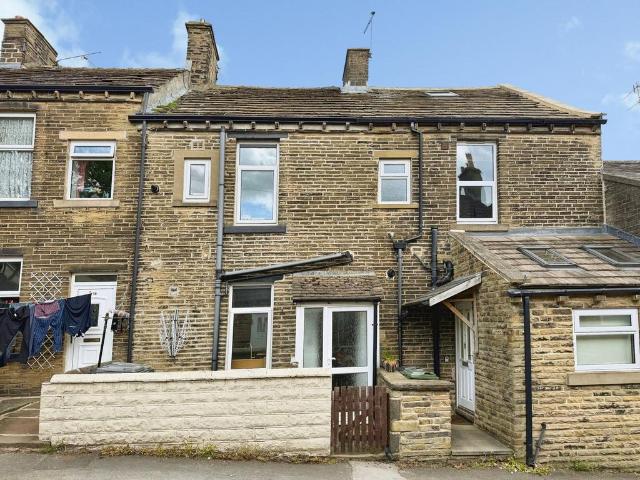2 bedroom terraced house for sale