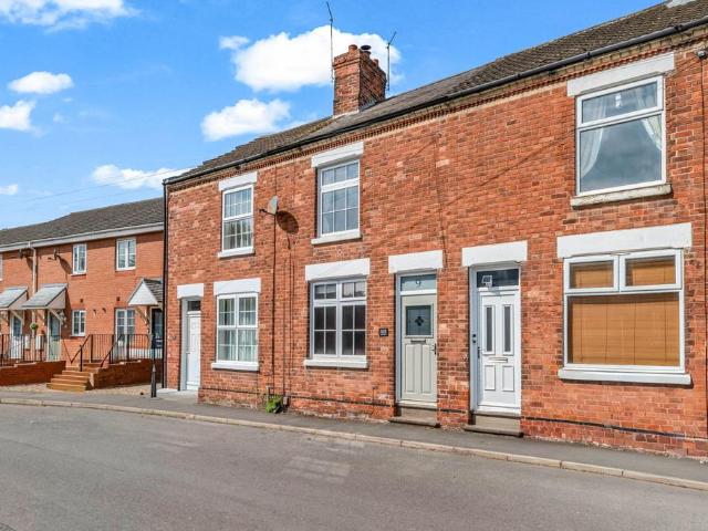 2 bedroom terraced house for sale