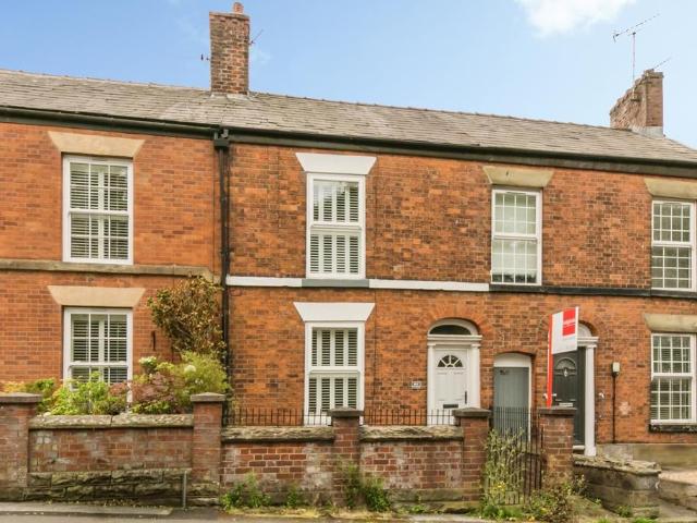 2 bedroom terraced house for sale