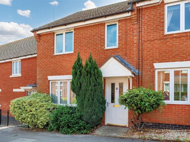 2 bedroom terraced house for sale