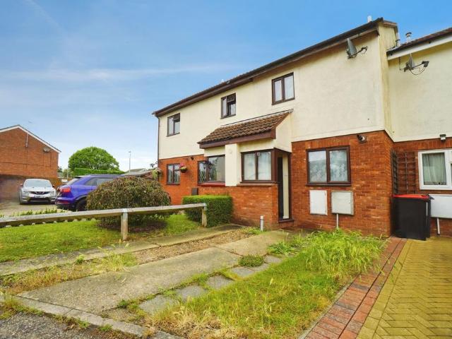 2 bedroom terraced house for sale