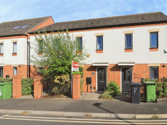 2 bedroom terraced house for sale
