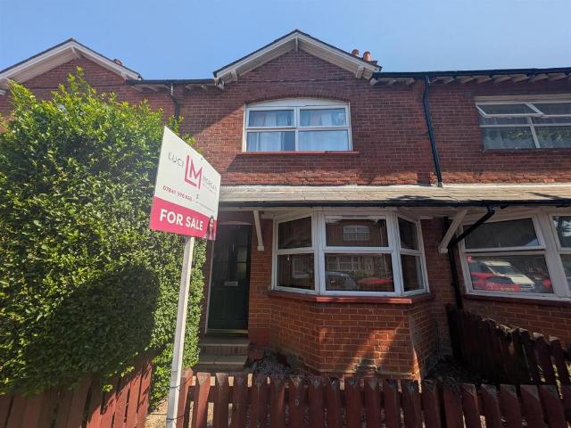 2 bedroom terraced house for sale