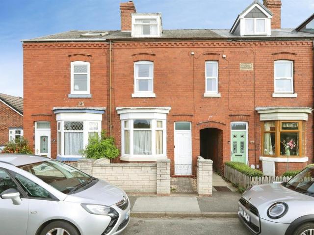 2 bedroom terraced house for sale