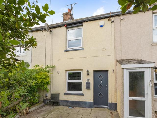 2 bedroom terraced house for sale