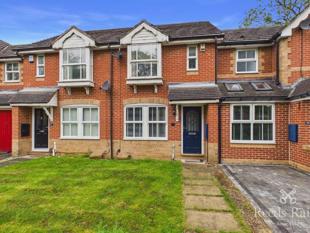 2 bedroom terraced house for sale