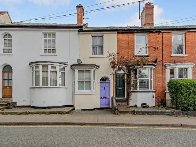 2 bedroom terraced house for sale