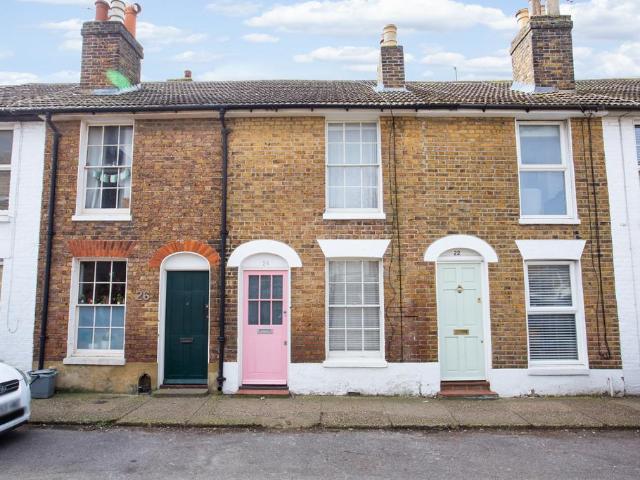 2 bedroom terraced house for sale