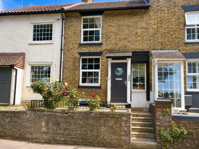 2 bedroom terraced house for sale