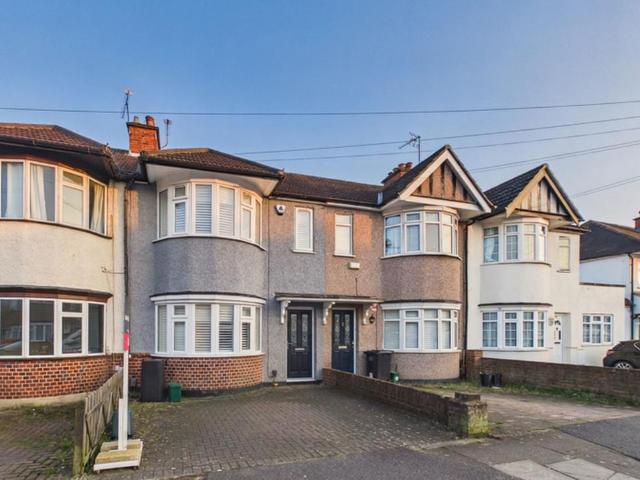 2 bedroom terraced house for sale