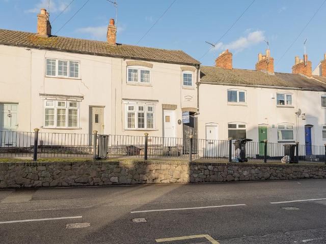 2 bedroom terraced house for sale