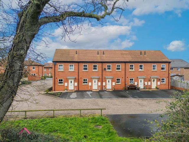 2 bedroom terraced house for sale