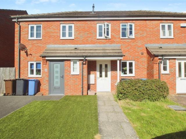 2 bedroom terraced house for sale