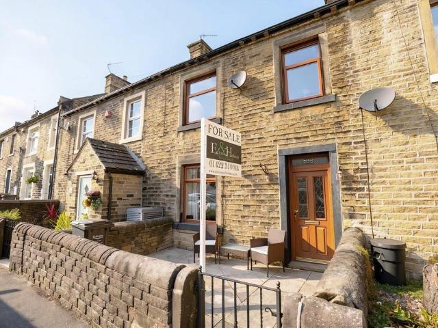 2 bedroom terraced house for sale