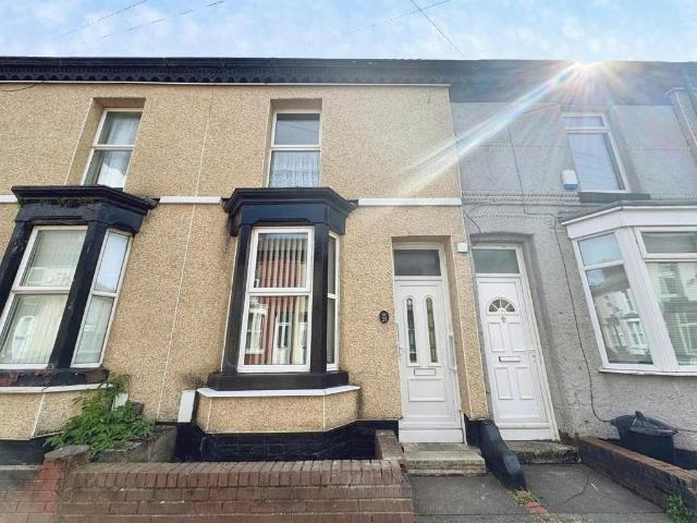 2 bedroom terraced house for sale