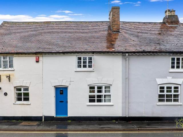 2 bedroom terraced house for sale