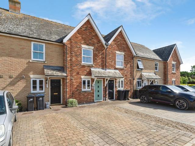 2 bedroom terraced house for sale
